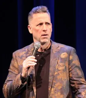 Hire A Corporate Comedian | Business Comedians For Hire